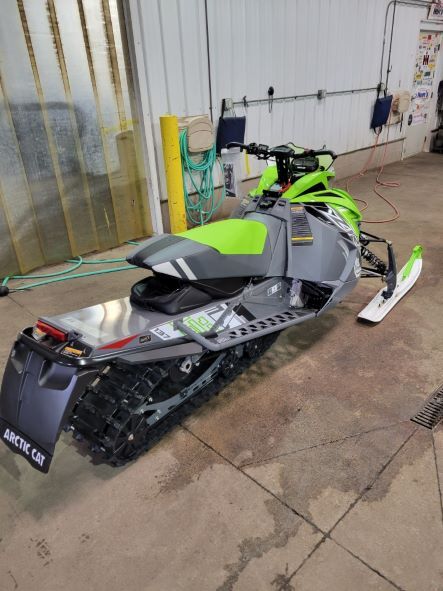 Zr 200 For Sale - Arctic Cat Snowmobile Near Me - Snowmobile Trader
